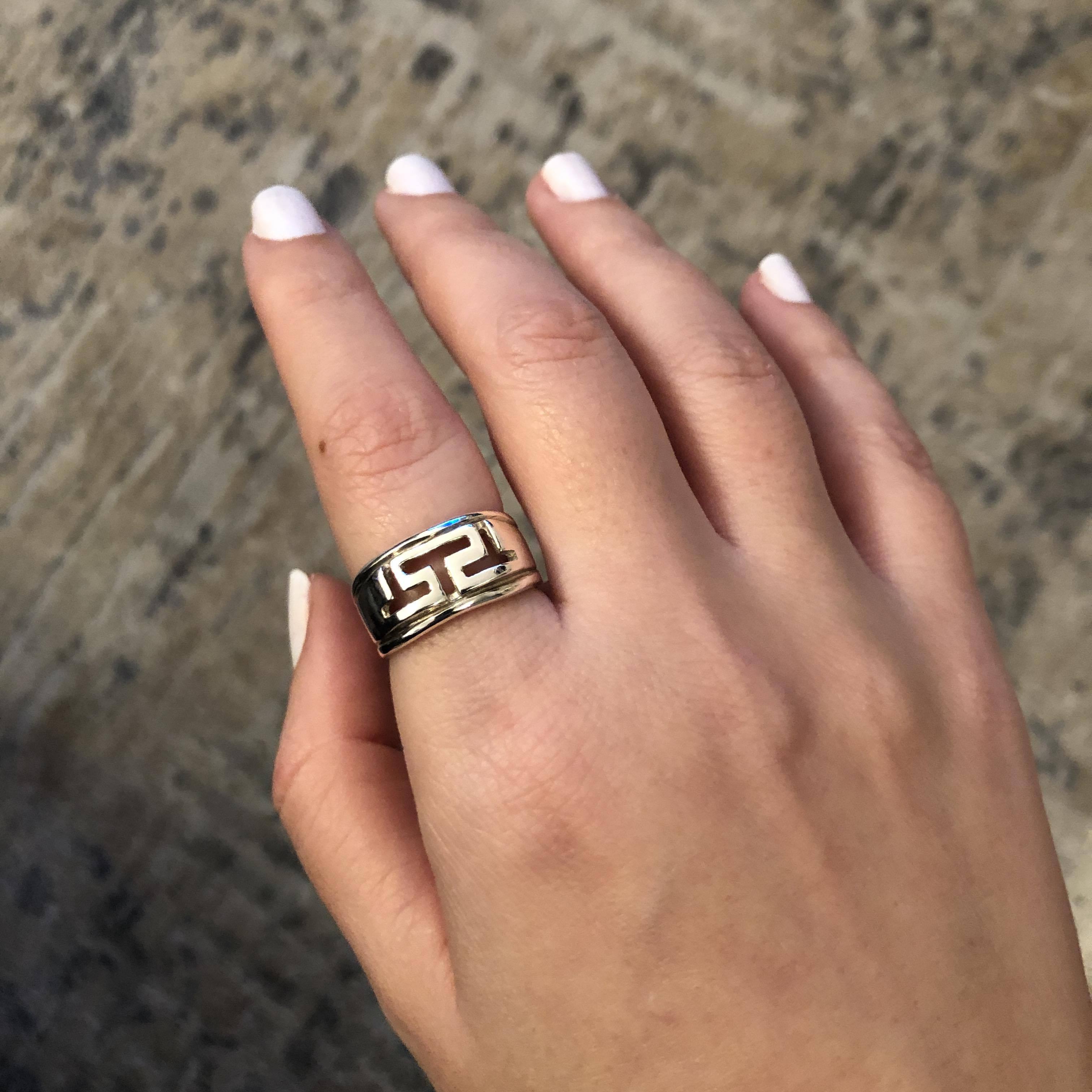 Greek Key Meander Ring in Sterling Silver DT 79 4